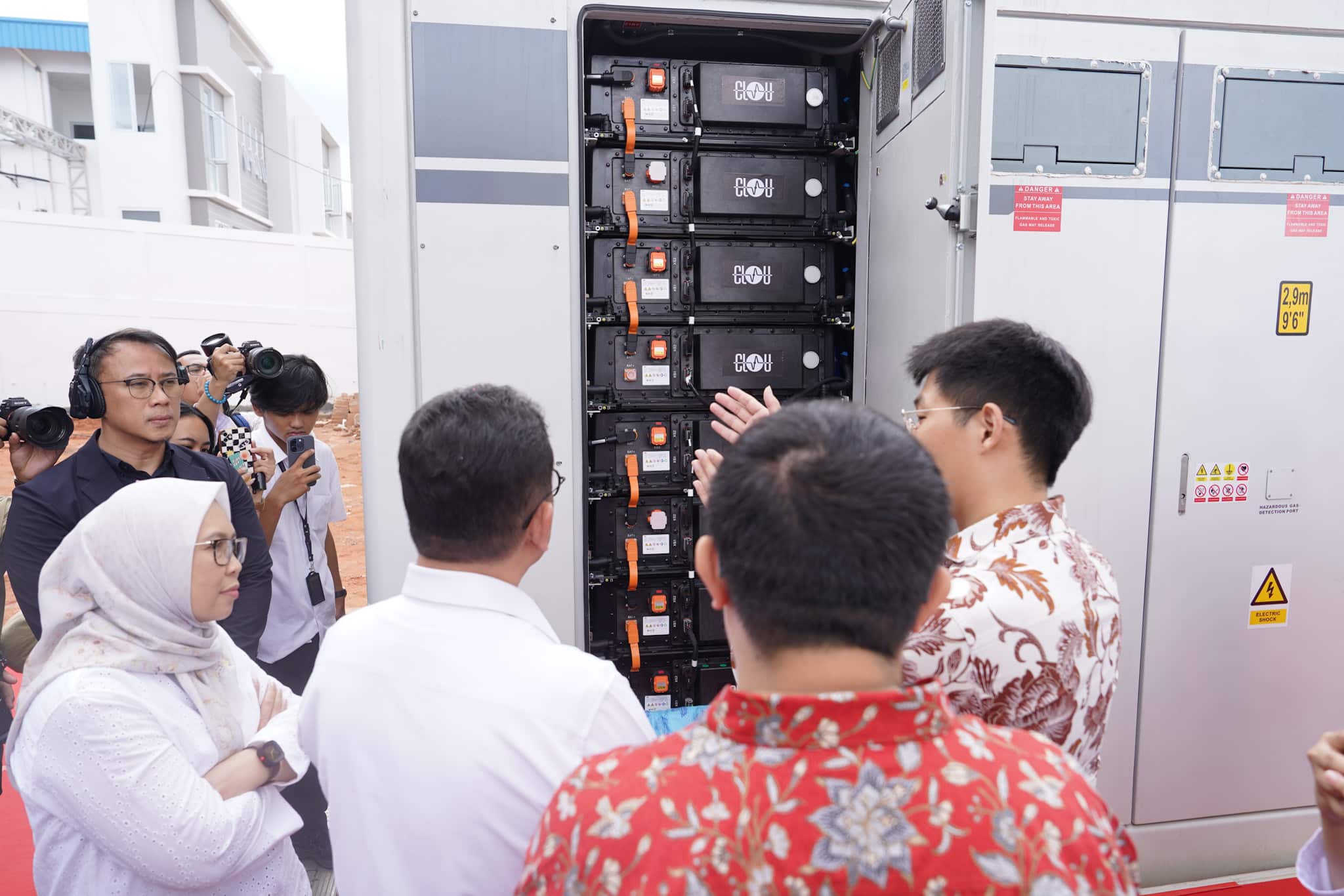 CLOU Electronics–Midea Group Bangun Pabrik Baterai di Batam, Pertama di ...