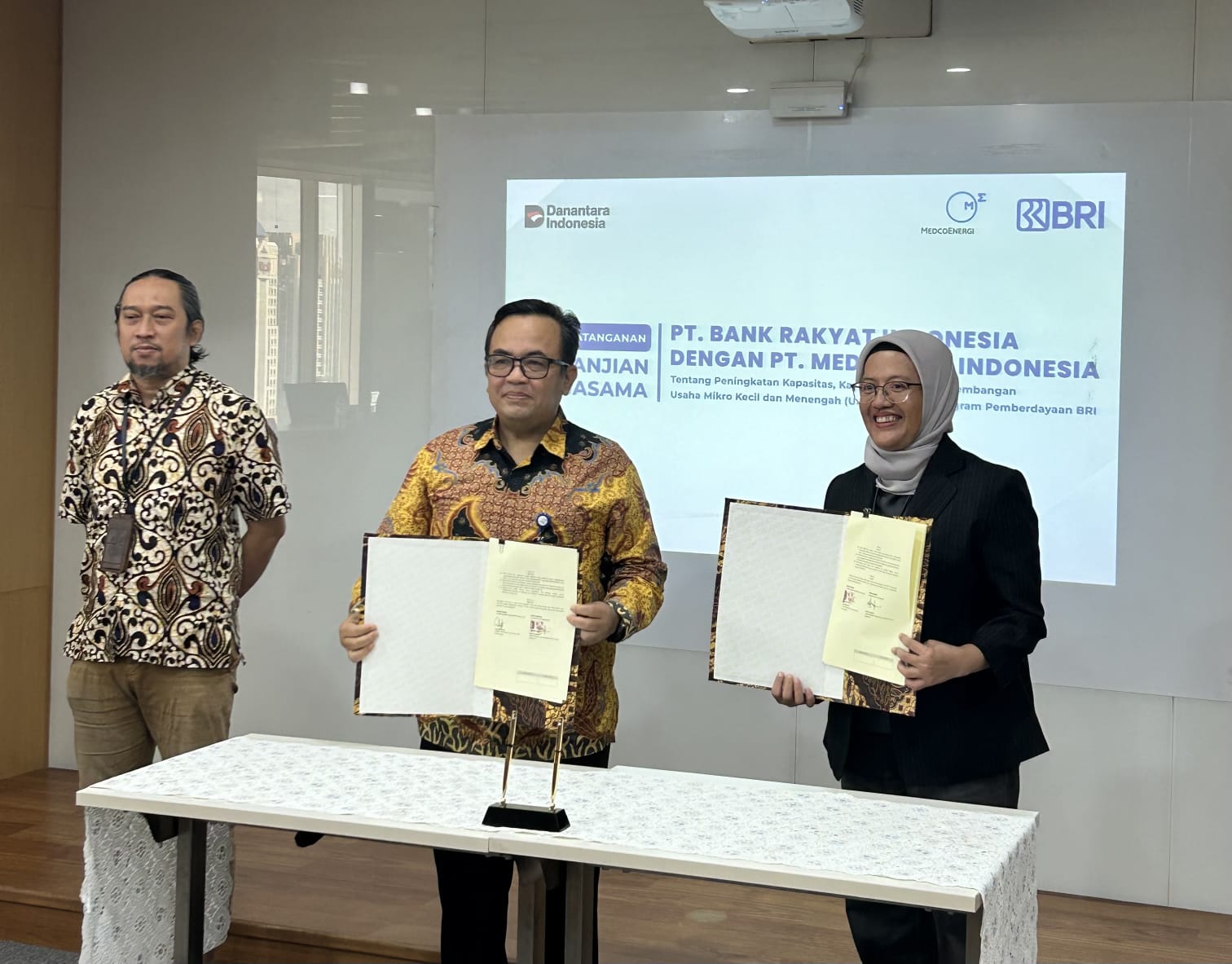 Dorong Ekonomi Lokal, Medco E&P Gandeng BRI Perkuat UMKM di 7 Wilayah Operasi - Ecobiz Asia